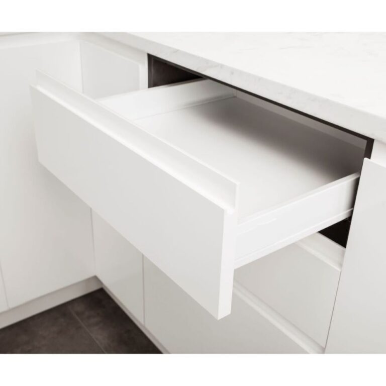 Smooth - Hardware Abouts